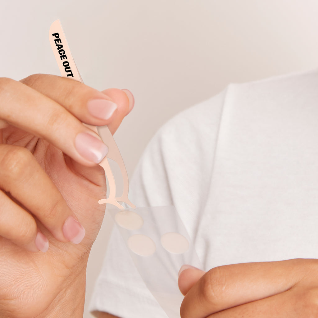 Peace Out Tweezers + Puffy Eyes Sample | Peace Out Skincare